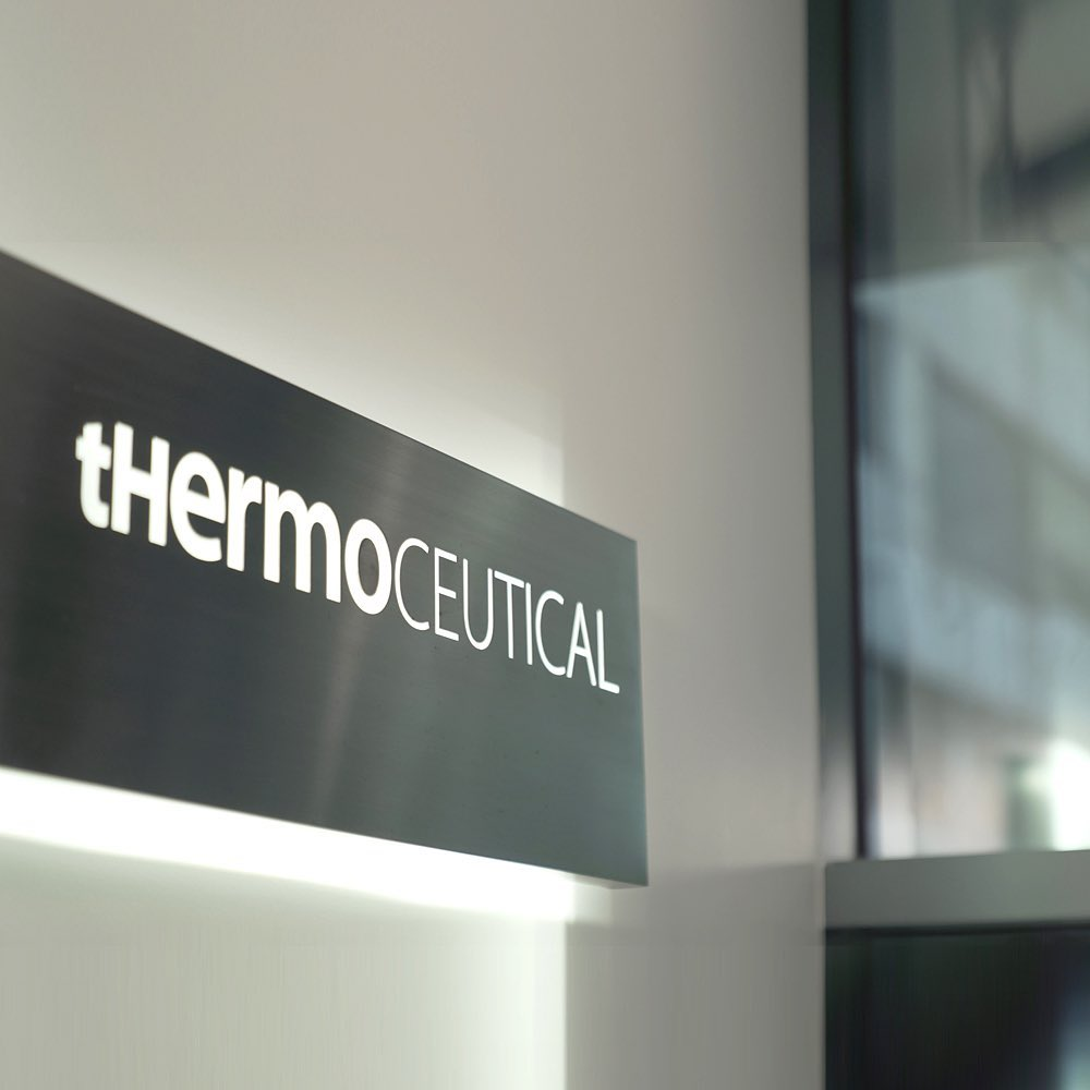 tHERMOCEUTICAL | Skin Essence by Kathy